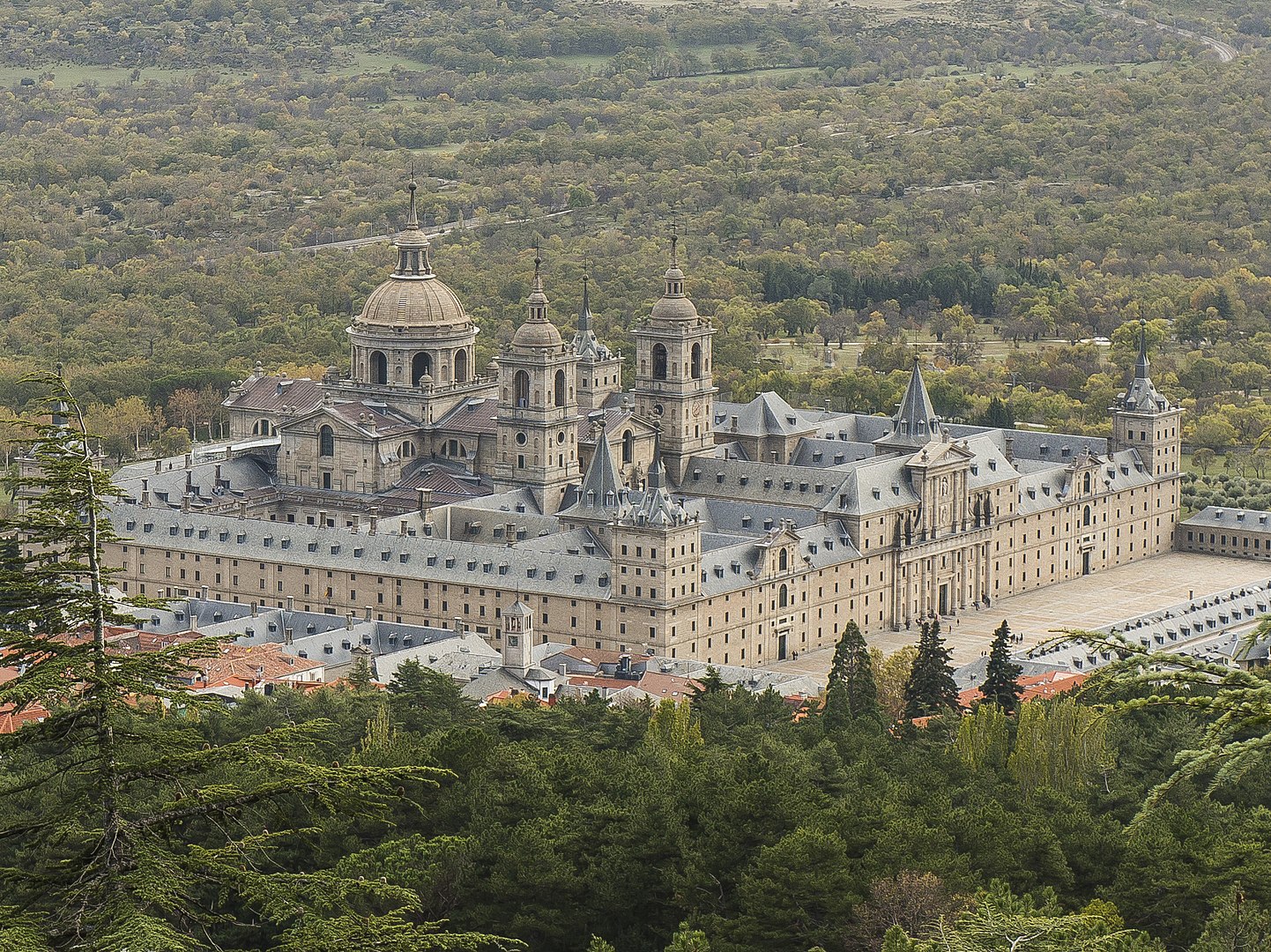 Visita al Real Monasterio de San Lorenzo de El Escorial – AEPUMA